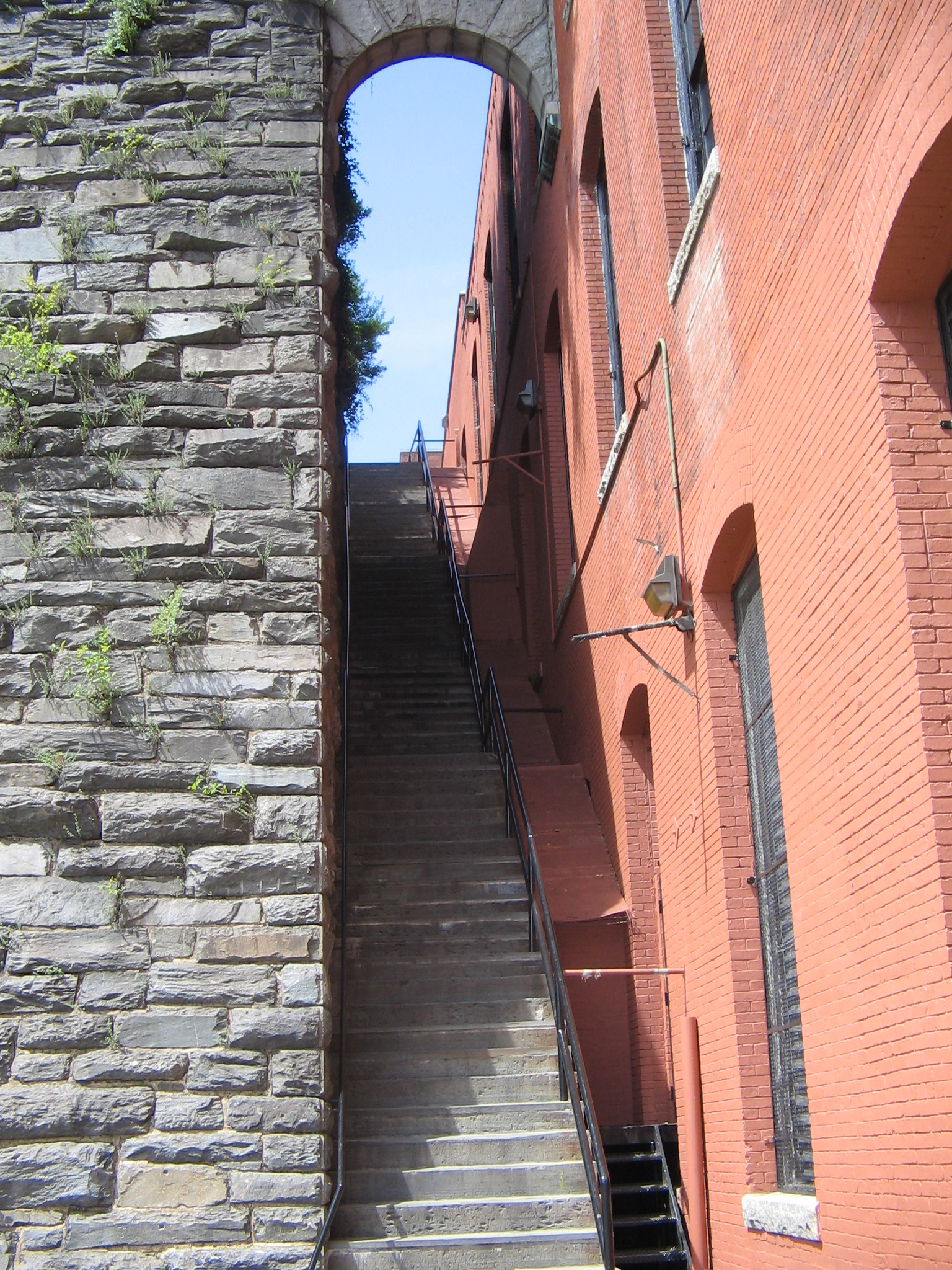 D.C. Commemorates 'Exorcist Steps' on Halloween Weekend – InsideSources