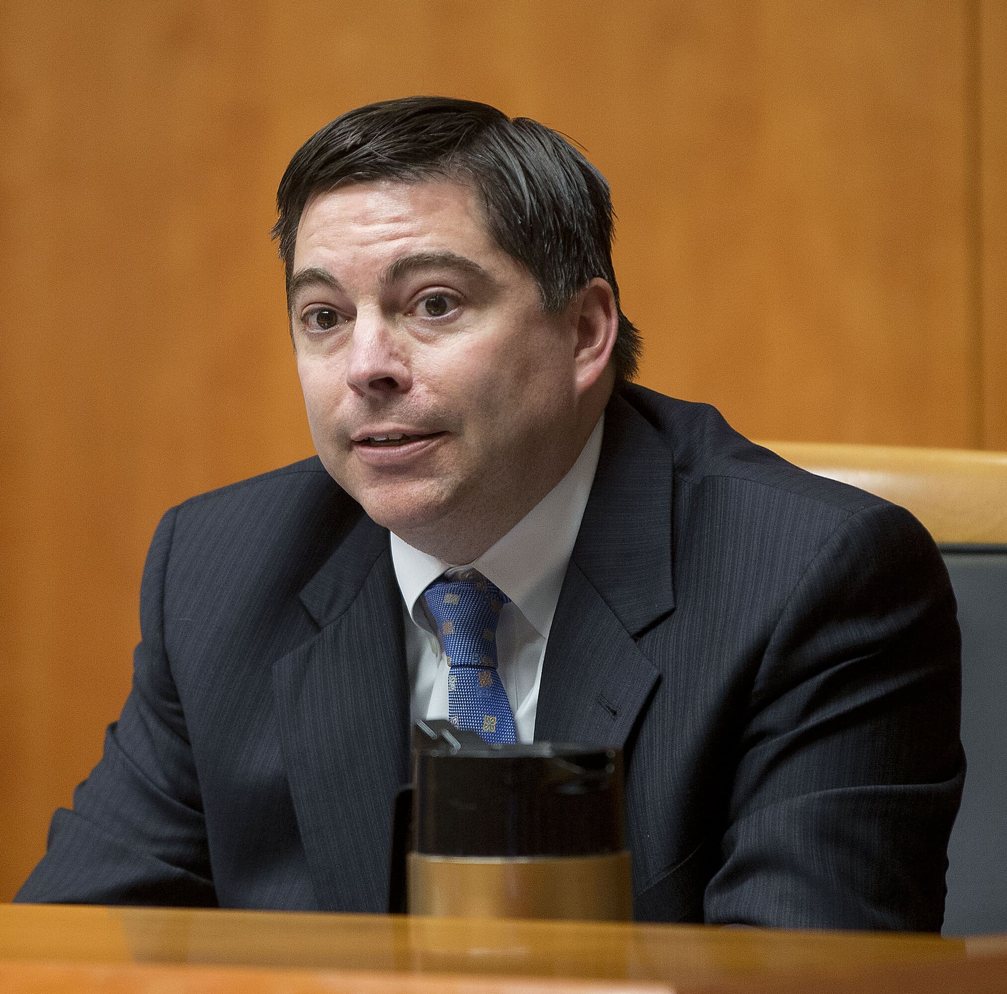 FCC Commissioner Hits Back at Internet 'Handover' Proponents ...