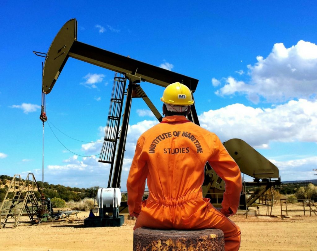 oil-rig-engineer-15402100129AM – InsideSources